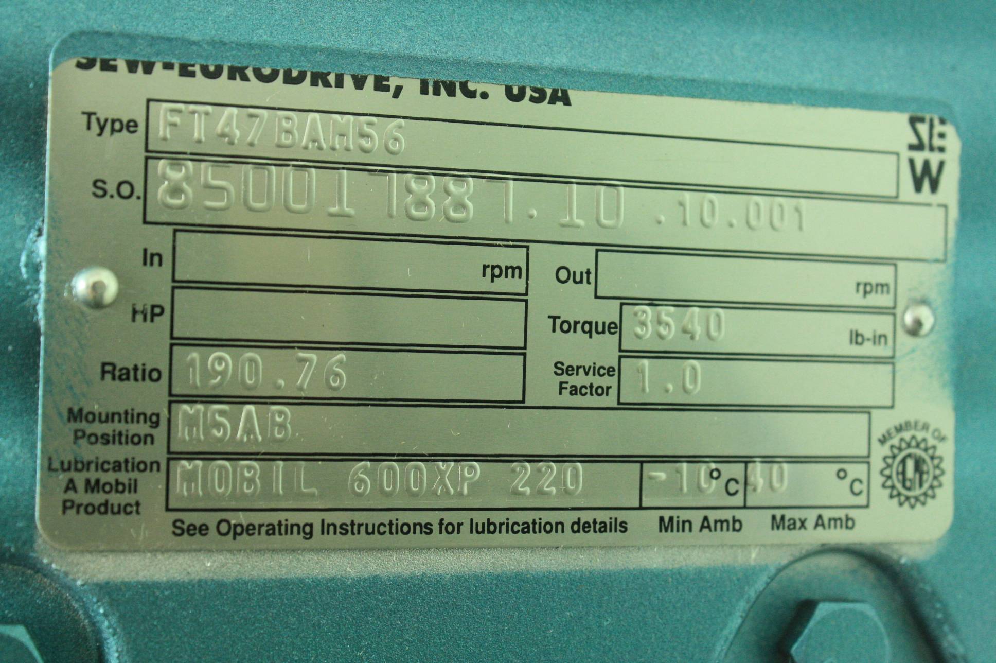 SEW Eurodrive F-Series The Snuggler 190.76:1 Gear Box Reducer FT47BAM56 ...