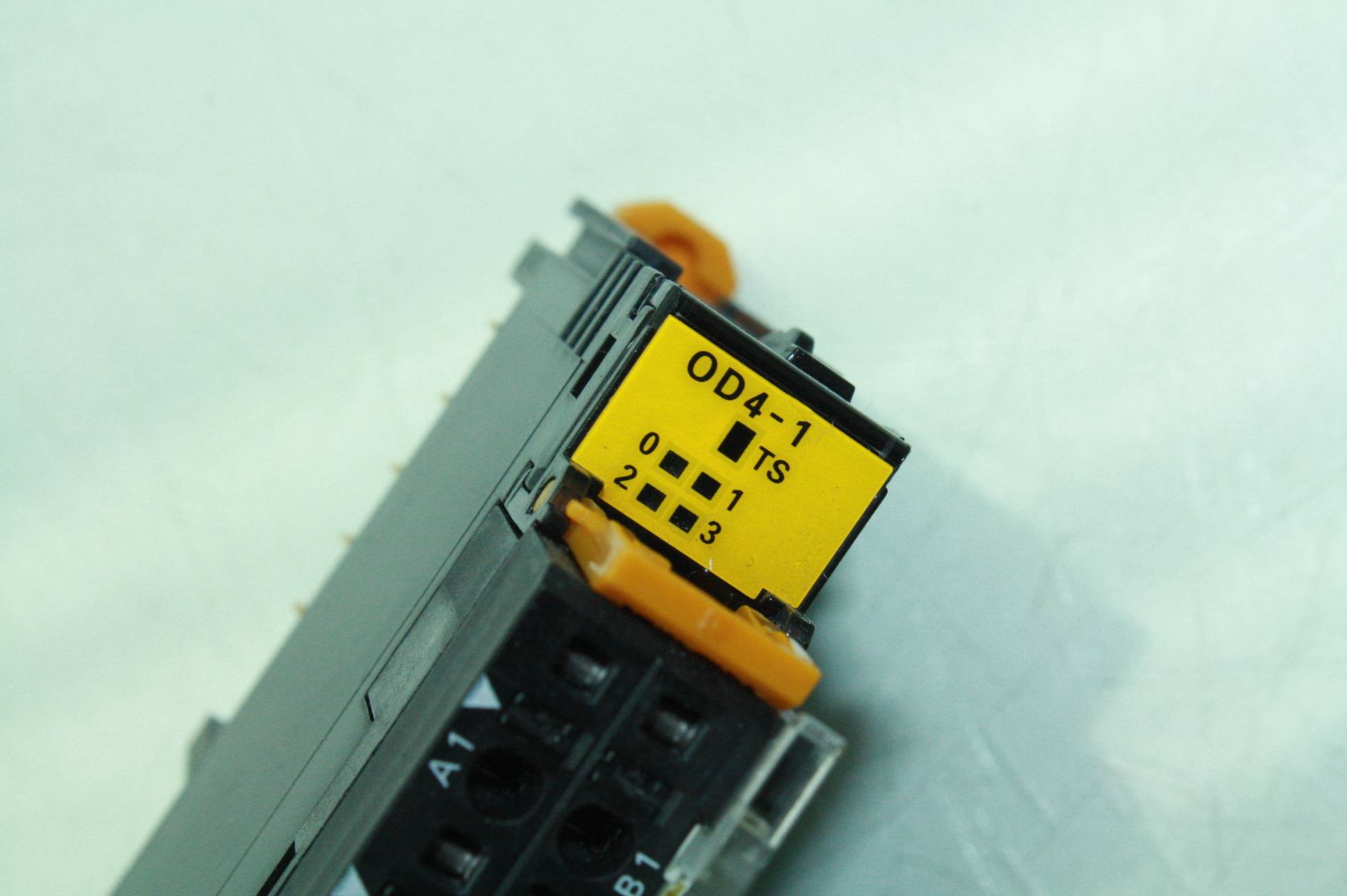 8 Omron GRT1-OD4-1 Digital Input Units / PLC Module / (4) NPN Outputs ...