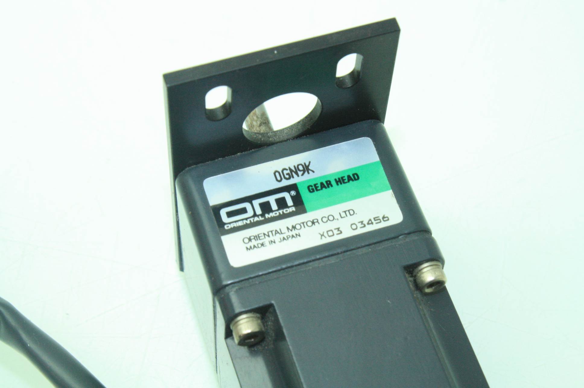 Oriental Motor 0RK1GN-C Reversible Motor With 0GN9K Gear Head 9:1 Ratio ...